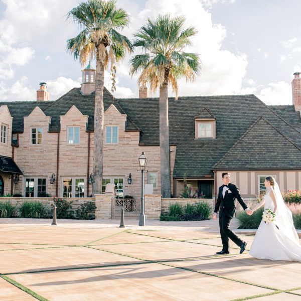 The Red Berry Estate | Luxury Estate Wedding Venue in San Antonio