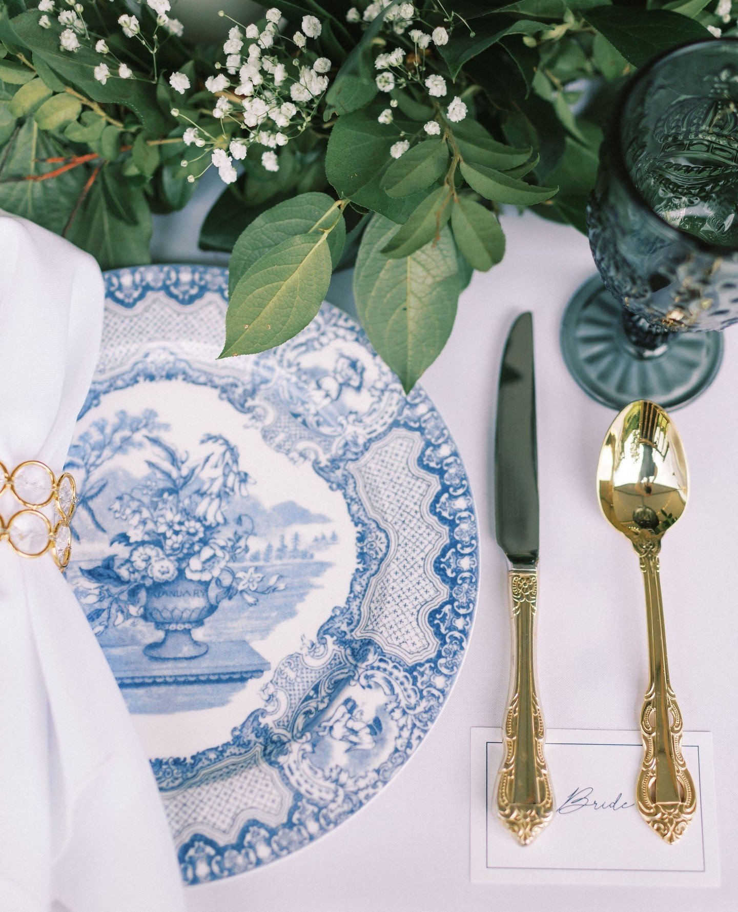 Emma and Blake's Charming 'Something Blue' Wedding at Ravenswood ...