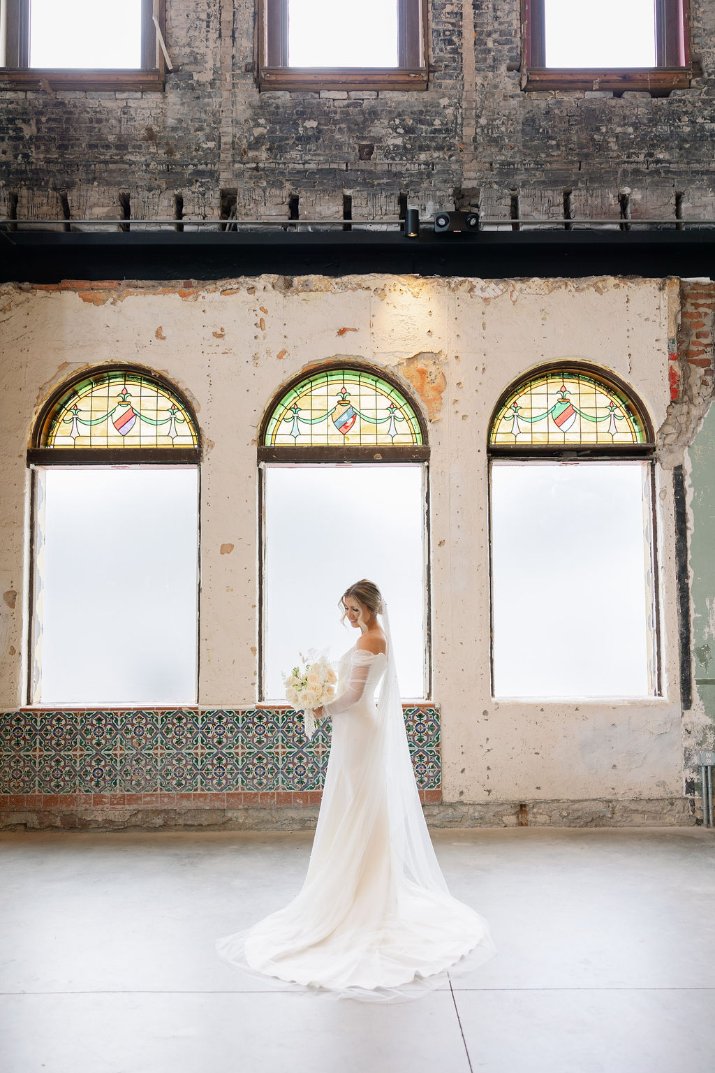 A Classy Vintage Affair: The Wedding of Brenna and Kenneth