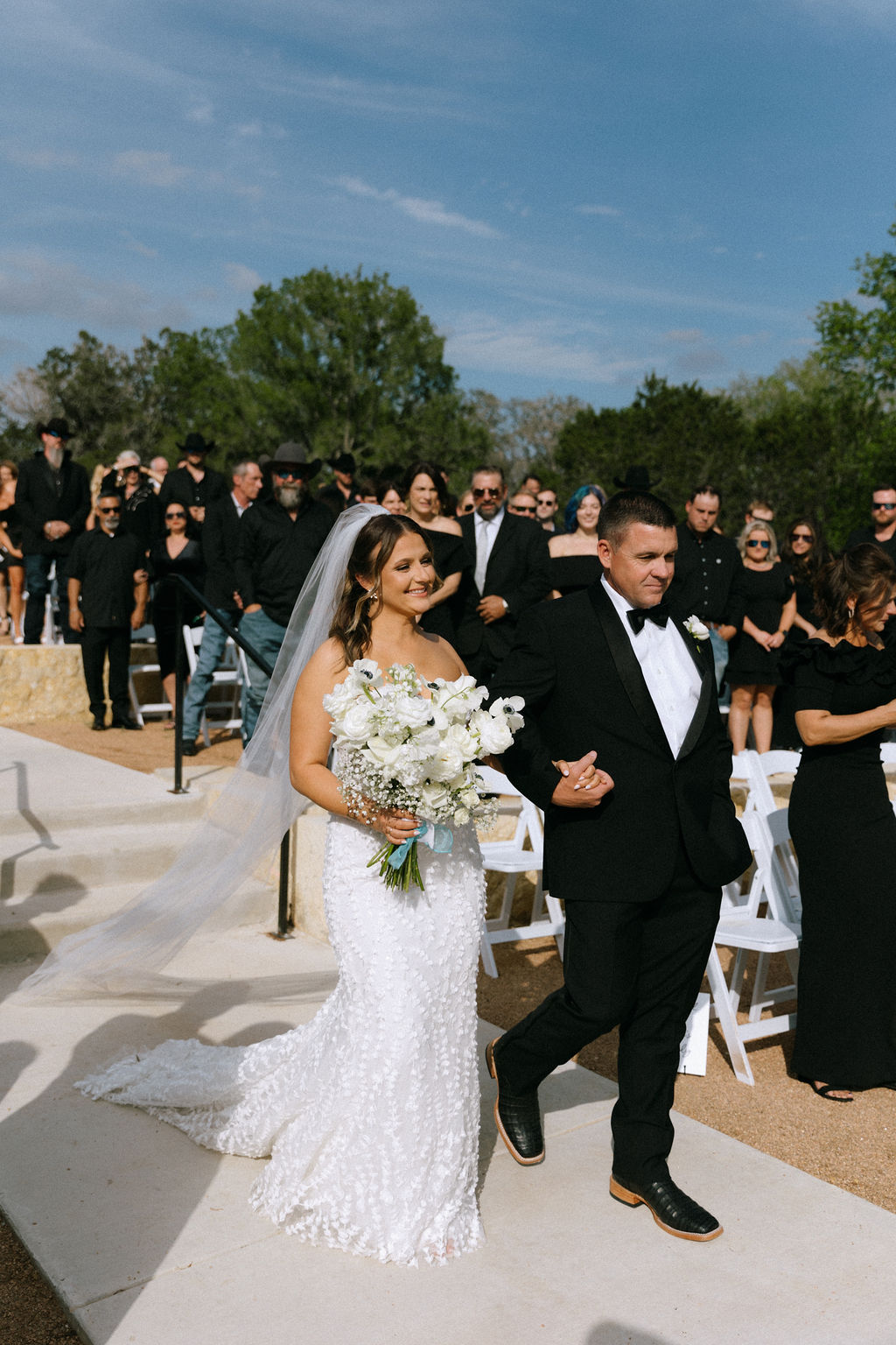 Black & White Ranch Wedding at Dos Palomas in Boerne | San Antonio Wedding