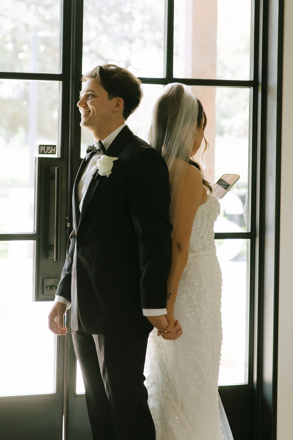 Black & White Ranch Wedding at Dos Palomas in Boerne | San Antonio Wedding