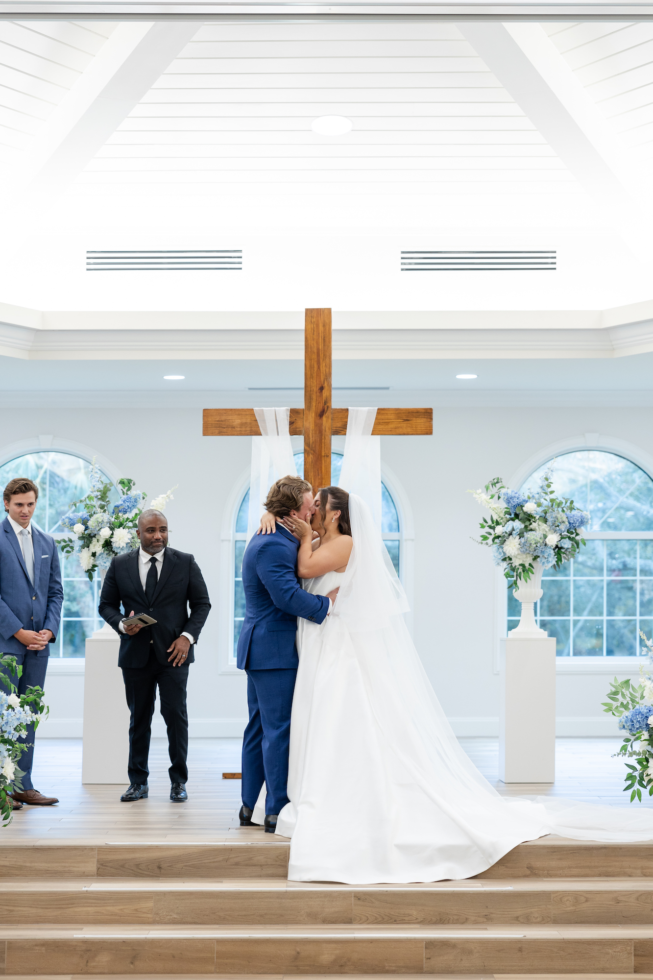 A Spring Wedding to Remember: Alexis Clark & Gray Wilson's Timeless ...