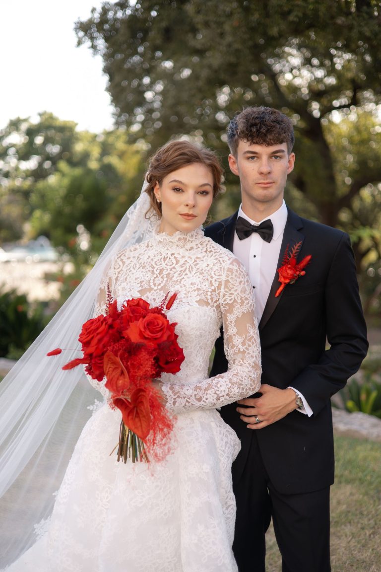 Vintage Southwestern Chic Wedding Inspiration at the McNay Art Museum