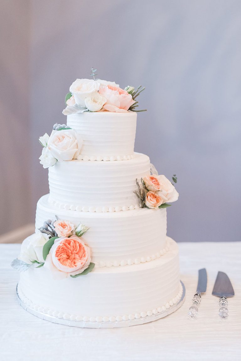 Kaylee Coleman Weds Michael Lawrence | Stunning White Florals