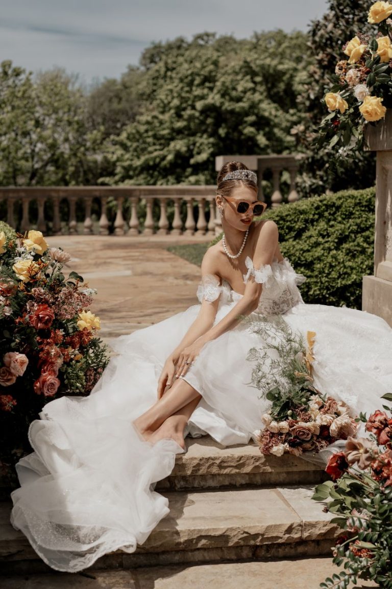 'The Crown' Inspired this Regencycore Wedding