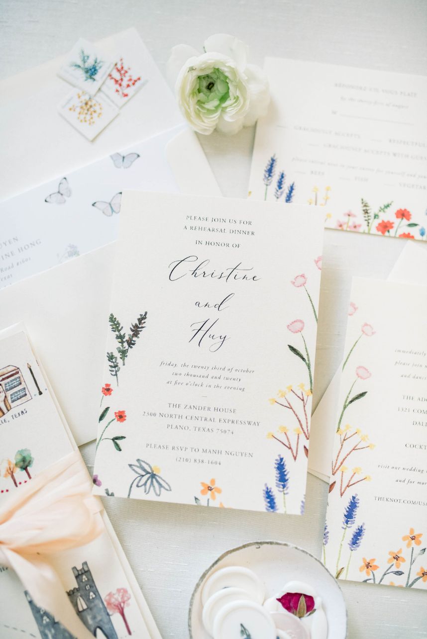 A Pastel Ballroom Wedding at The Adolphus Hotel | Brides of North Texas