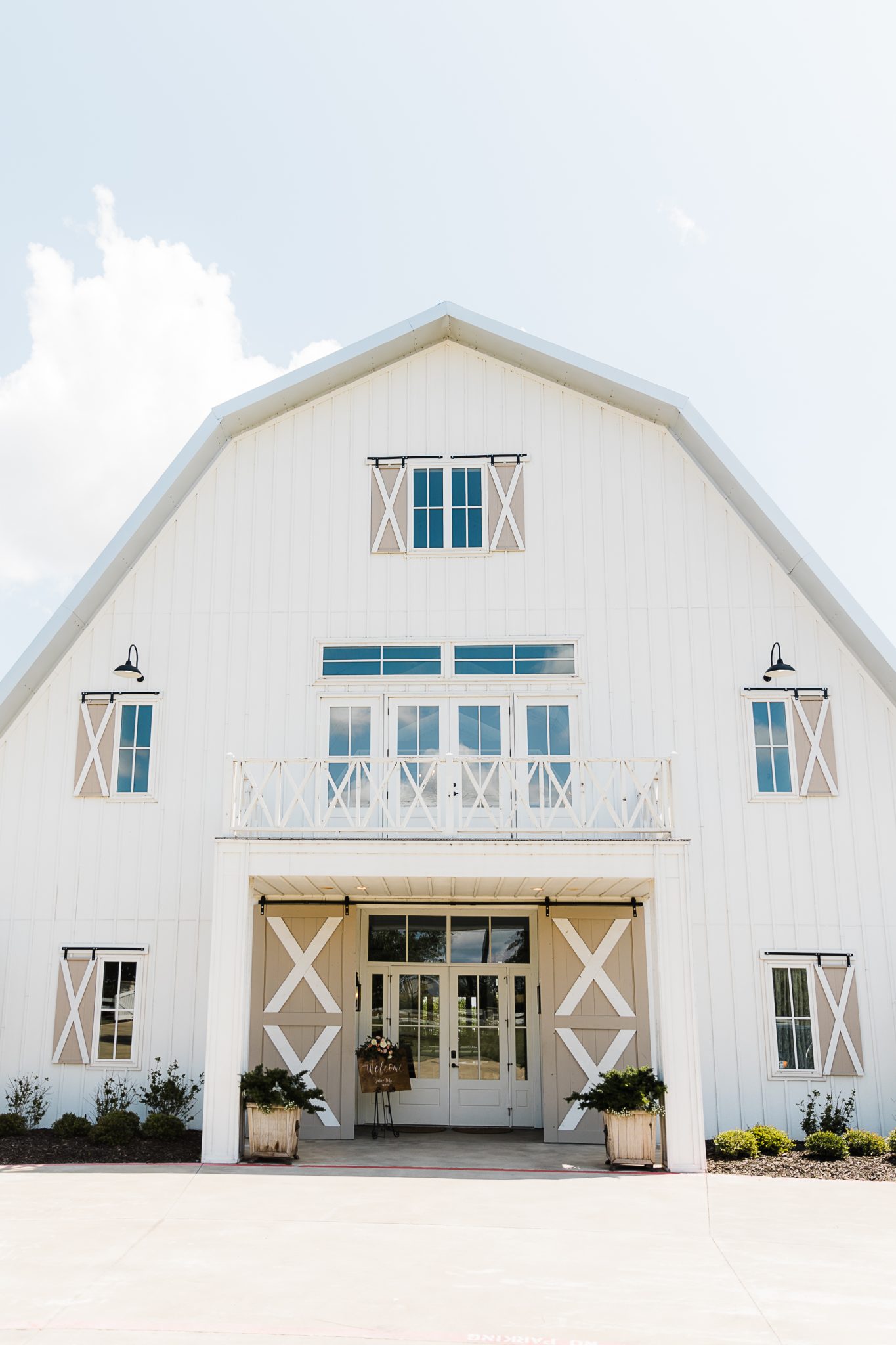 An Elegant and Rustic Dusty Rose Wedding