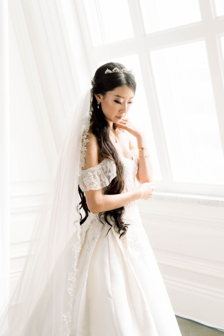 A Pastel Ballroom Wedding at The Adolphus Hotel | Brides of North Texas