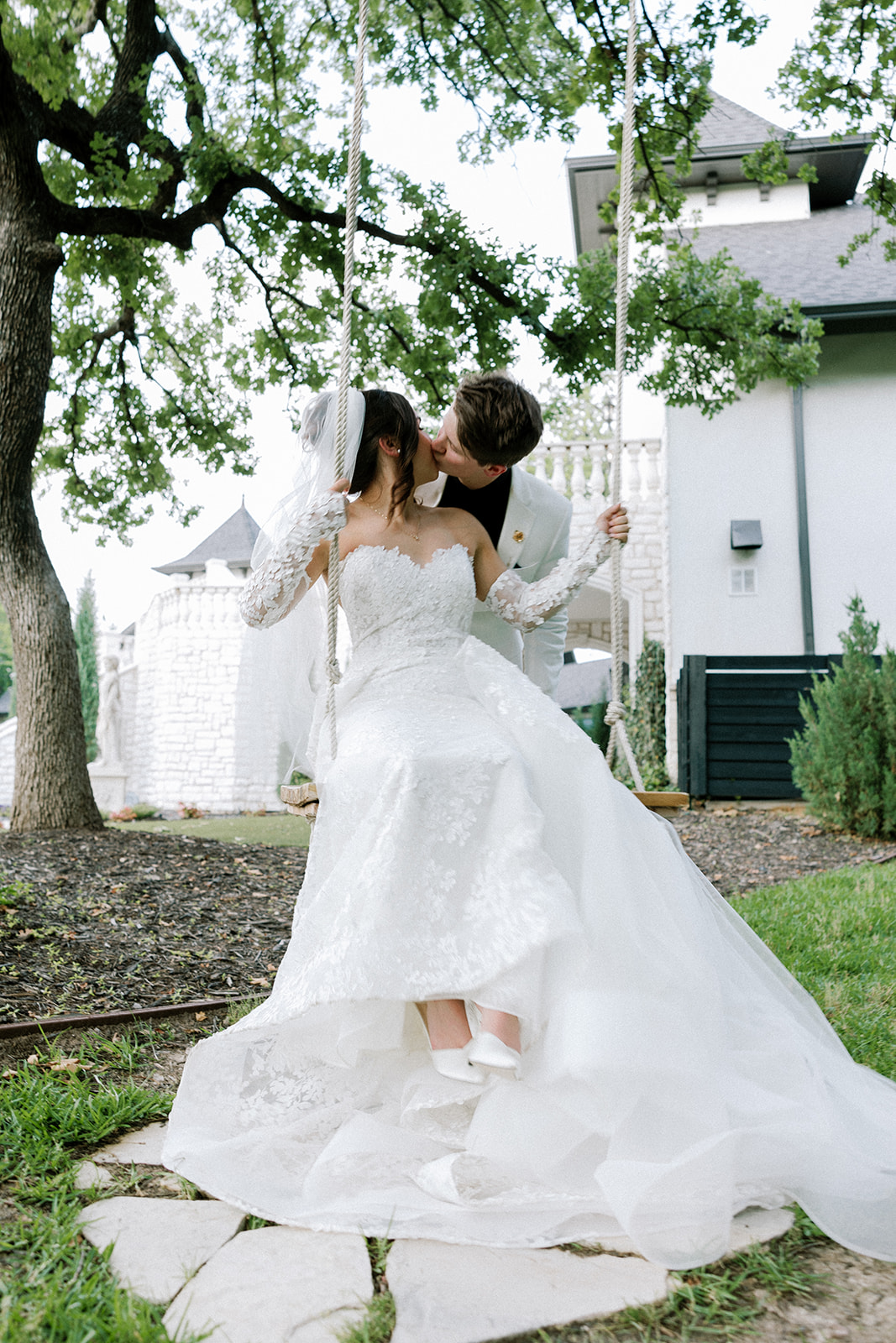 Romantic Black + Red Summer Wedding - Wed Society North Texas