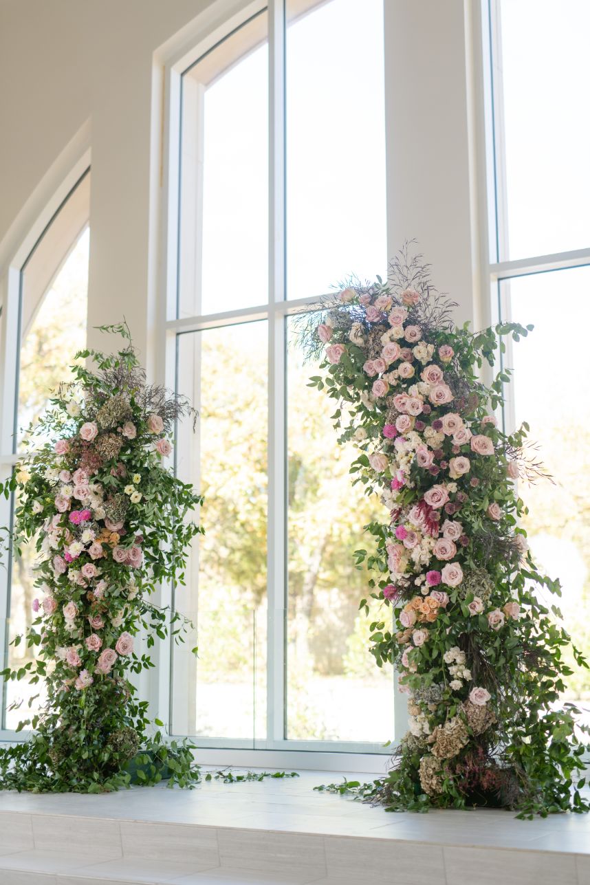 Love Knows Best: An "Emma" Inspired Wedding Editorial