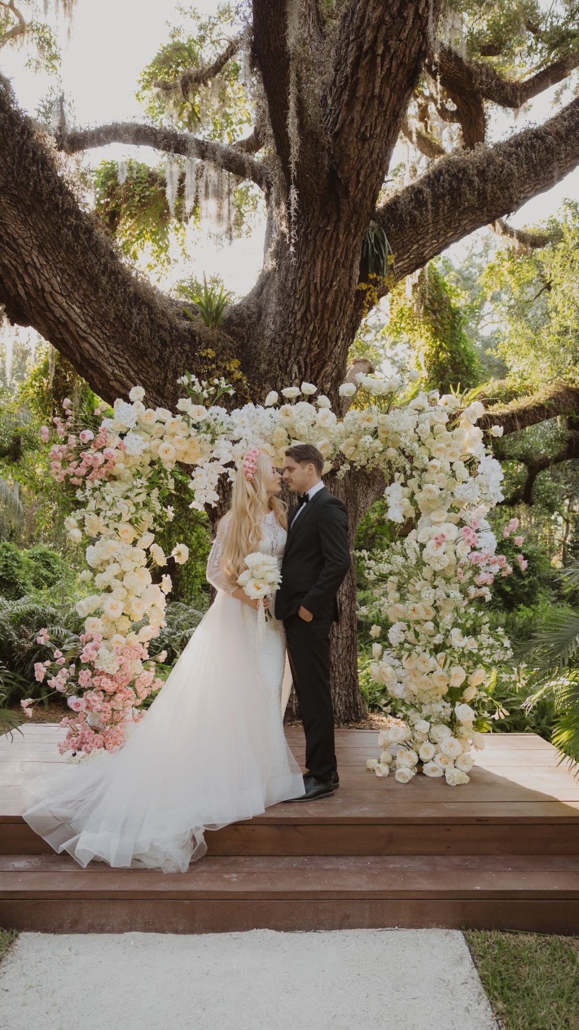 Tampa + St. Pete Wedding Planning Made Easy – Wed Society Tampa + St. Pete