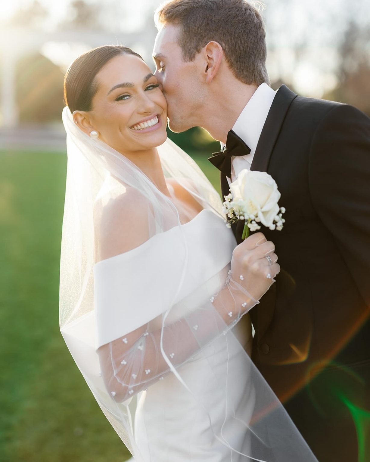 Glamorous Black + White Wedding At The Olana - Dallas + Fort Worth ...