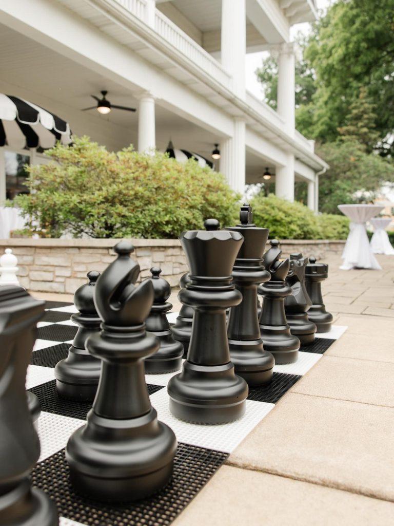 Alex & Drake’s Elevated Iowa Wedding - Wed Society® | Iowa - Wedding ...