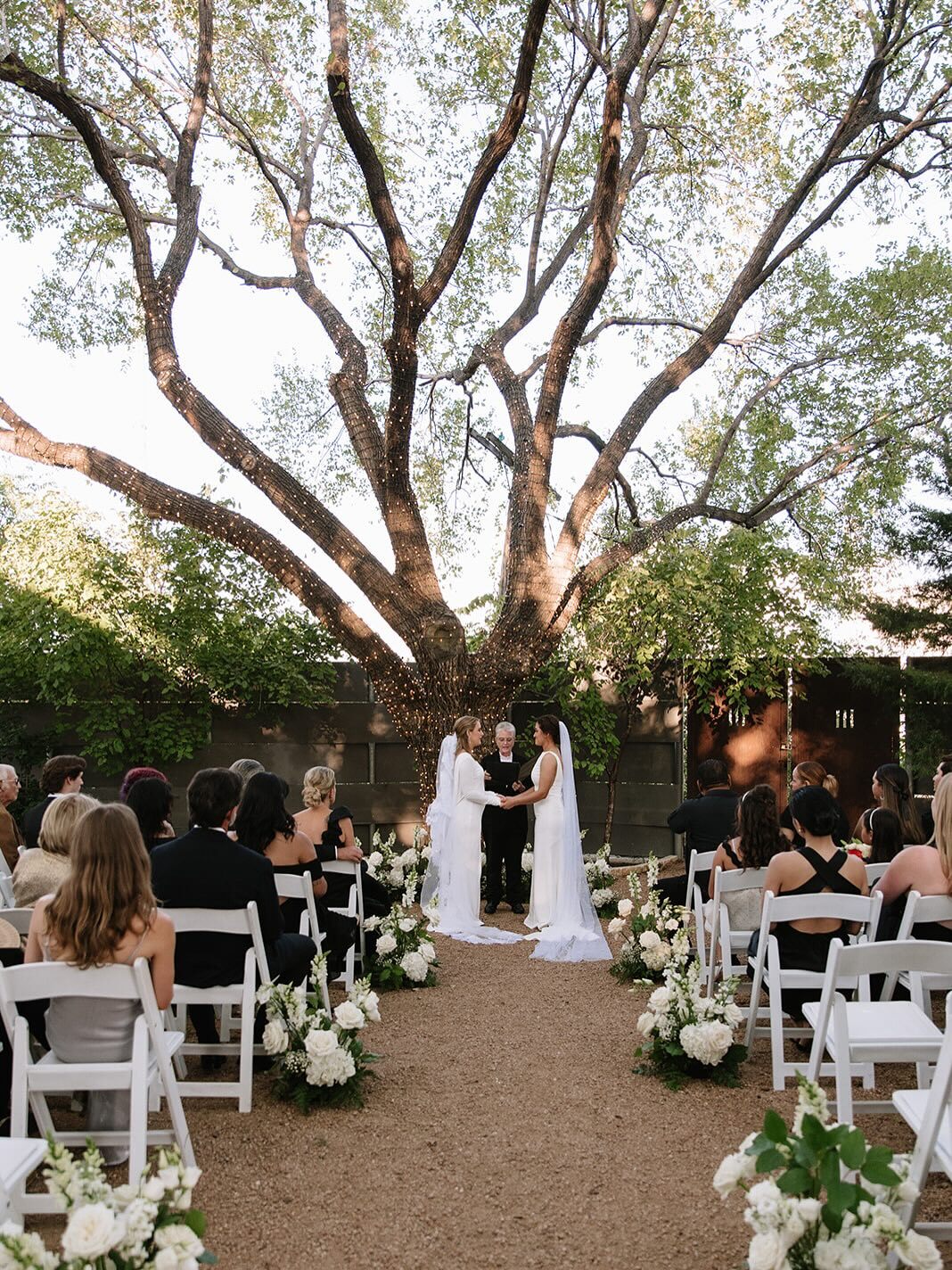 DFW Wedding Venues with Scenic Outdoor Spaces